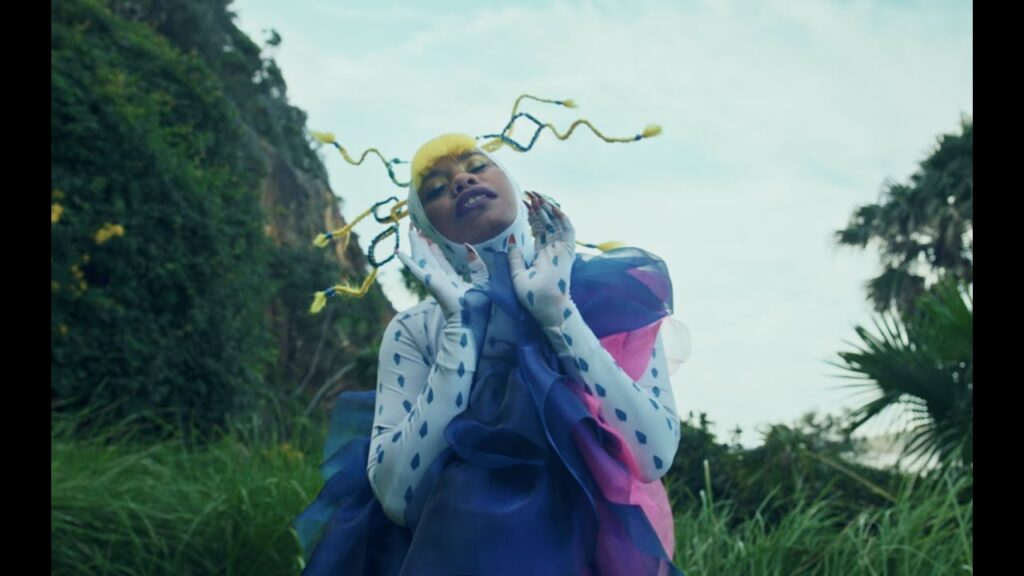 NGAIIRE Releases new video for 'Closer' | THE LABEL